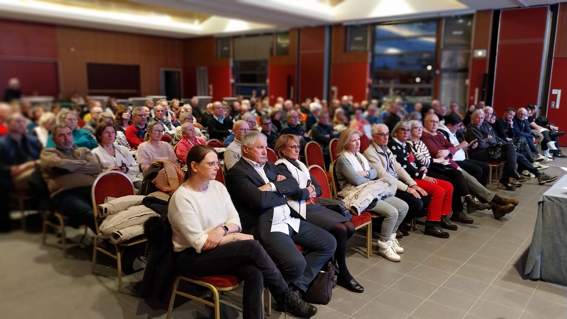 Les propriétaires d’appartements et de chalets réunis en Assemblée ...